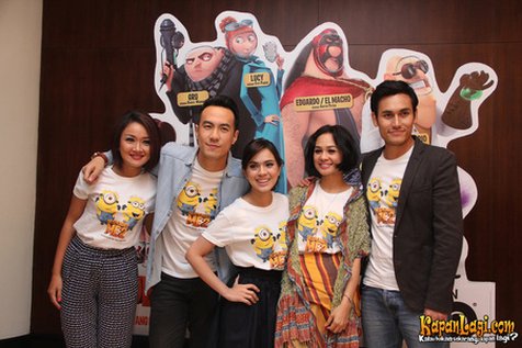 Rizna Nyctagina Feet