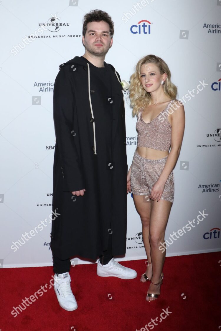 Samantha Gongol Feet