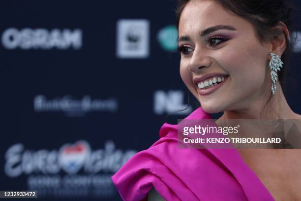 Samira Azer gizi Efendiyeva Feet