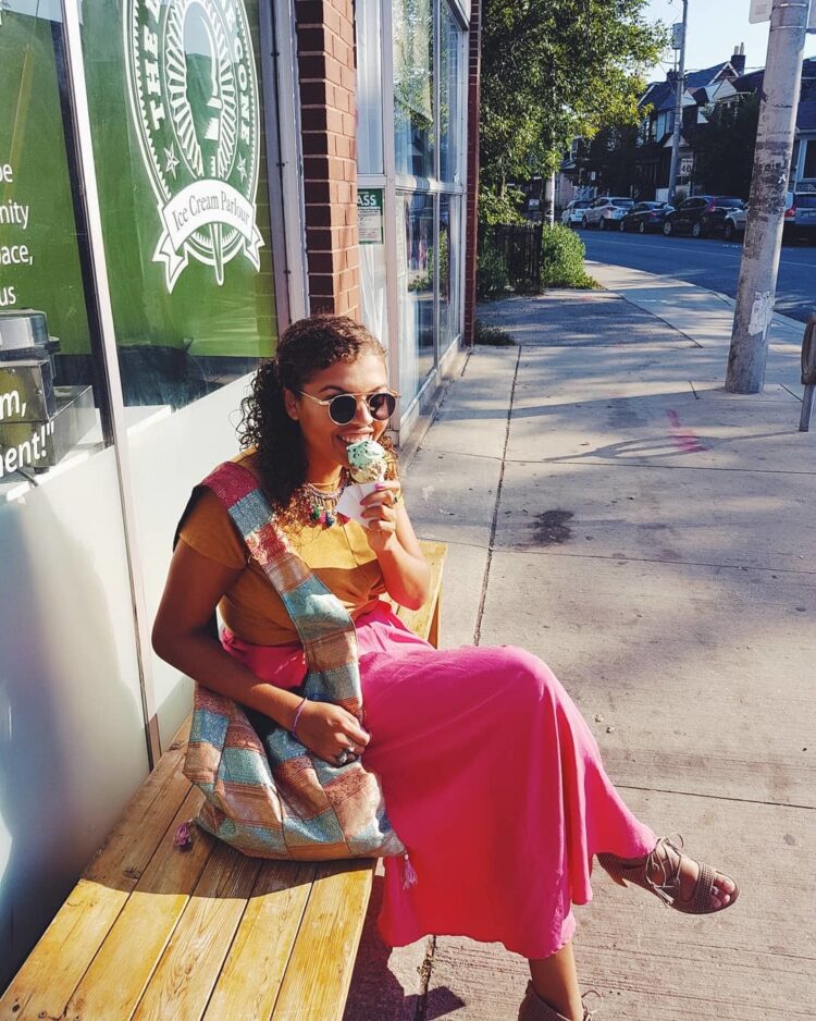 Sarah Barrable-Tishauer Feet