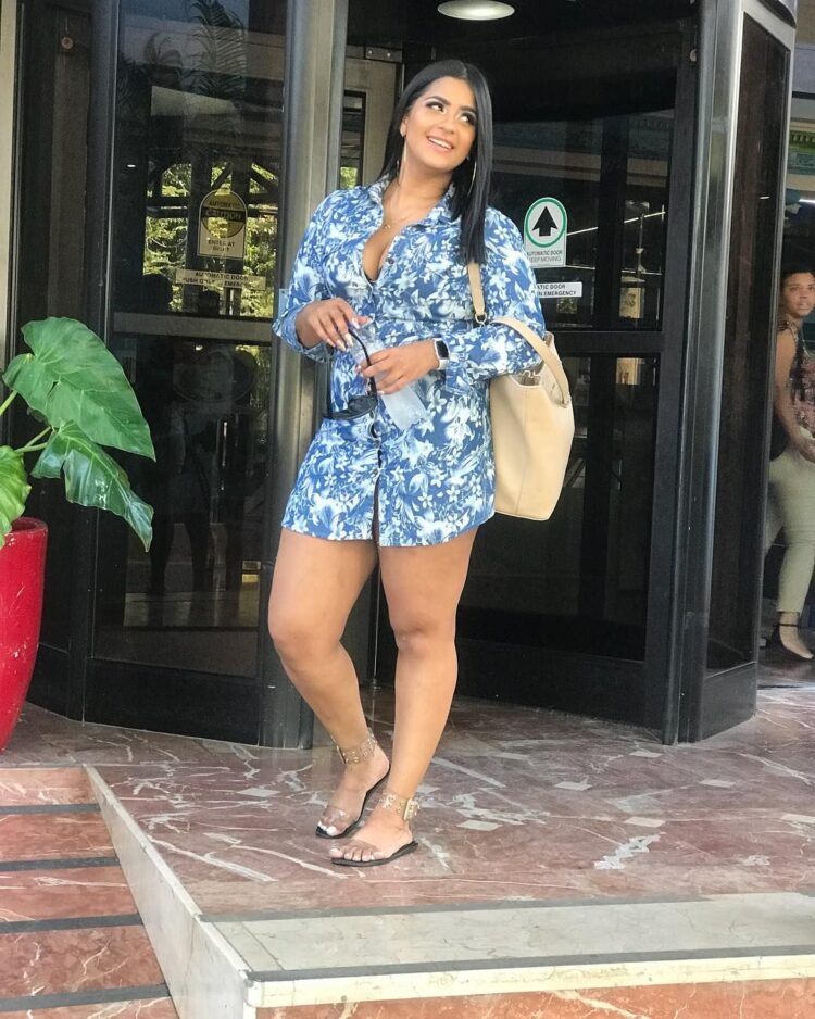 Scarlet Collado Feet