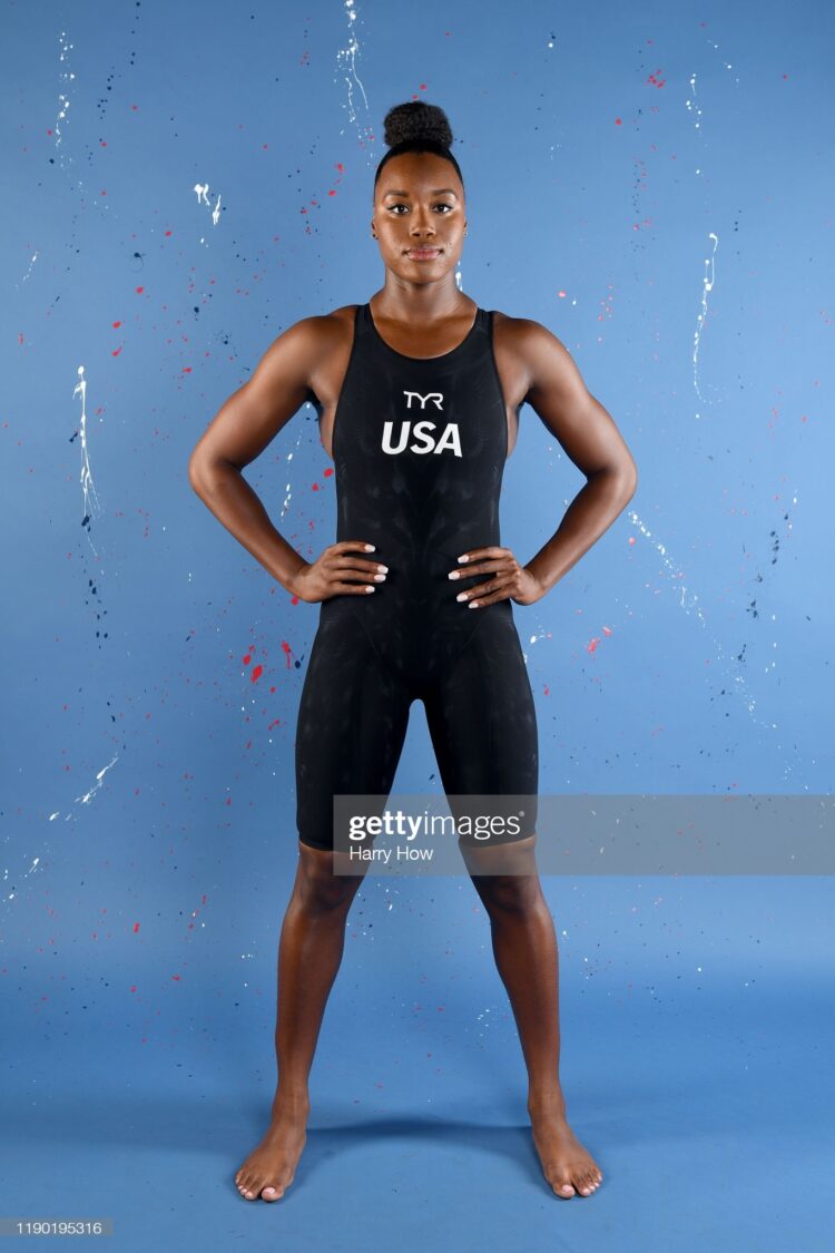 Simone Manuel Feet