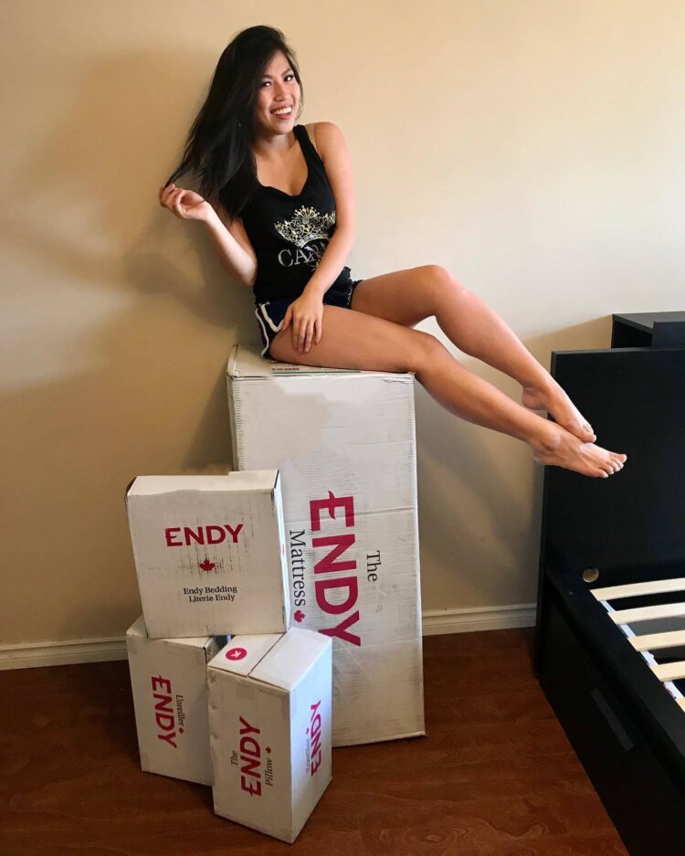 Sindy Nguyen Feet