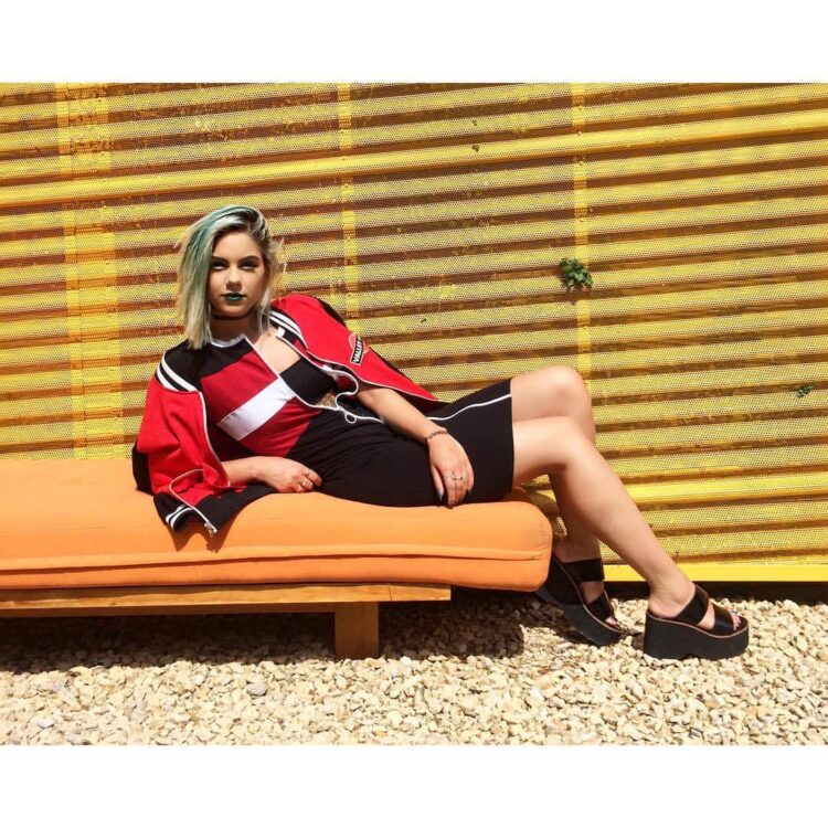 Sophie Hannah Richardson Feet