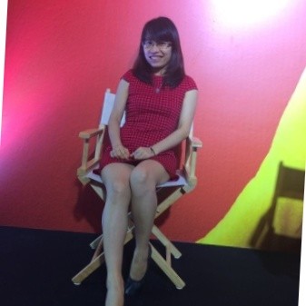 Tran My Phuong Ha Feet